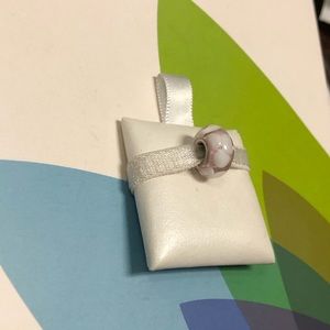 Chamilia | Jewelry | Nwot Chamilia Bead White Petals Pink With White ...